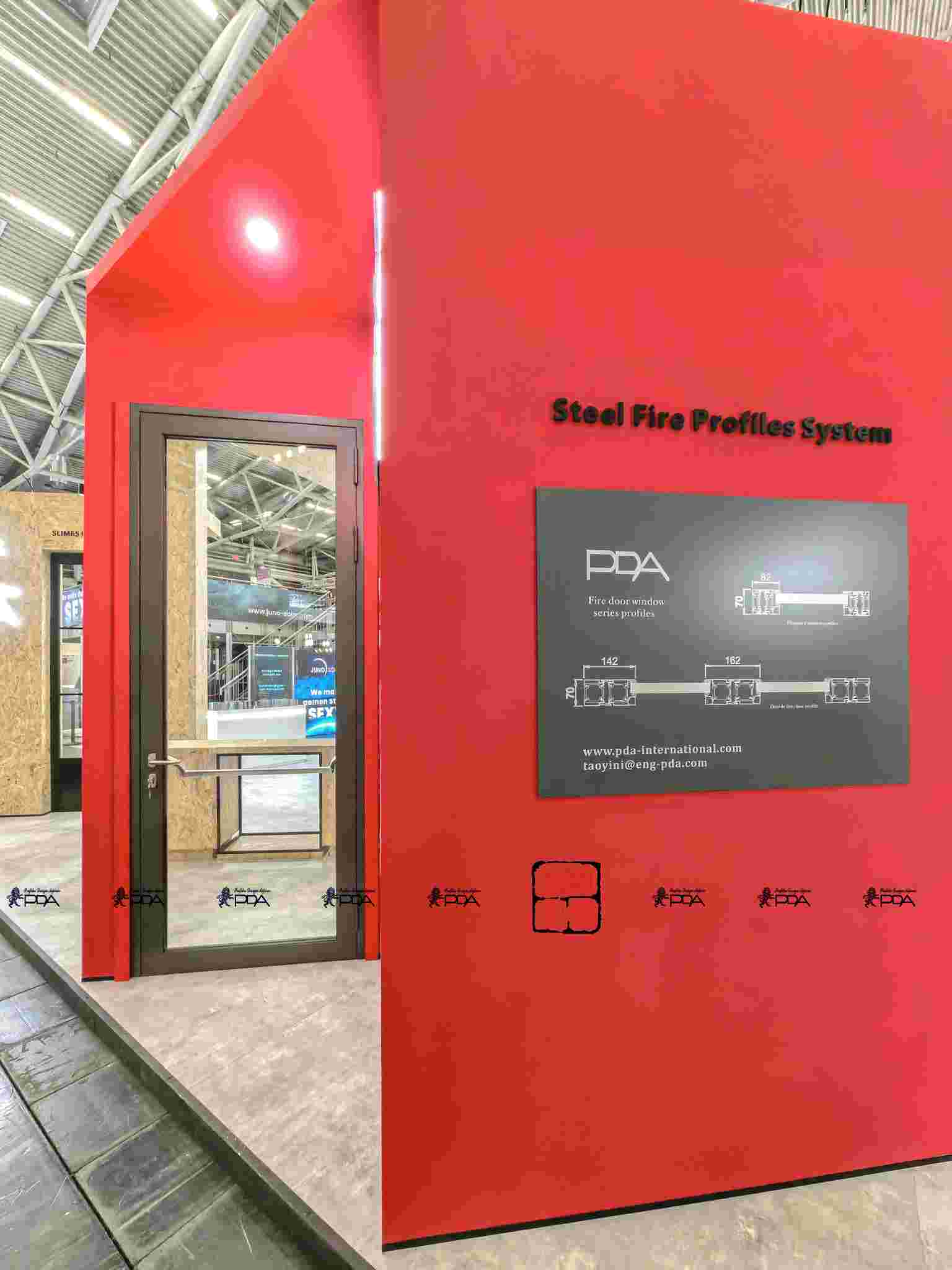 Live at BAU 2025: Experience the Innovation of 70SD Fireproof Door by PDA
